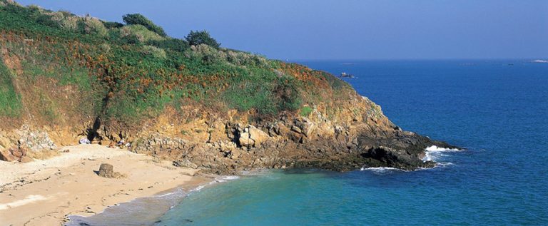 Se prendre pour un pirate à Aurigny